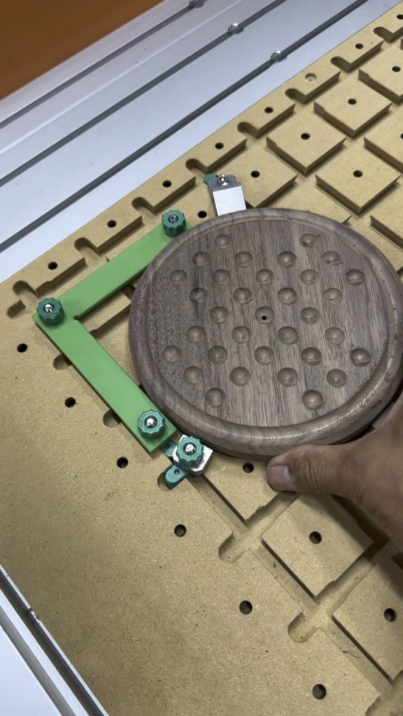 Matchfit + Grid Gasket Vacuum Table - a hybrid CNC hold down solution ...
